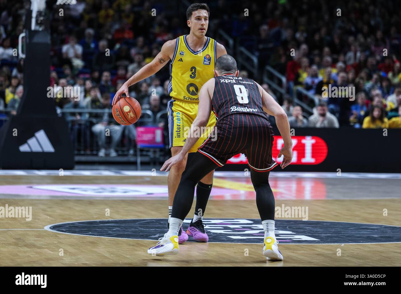 Basketball easyCredit BBL 22. Spieltag Alba Berlin - Bamberg Baskets am ...