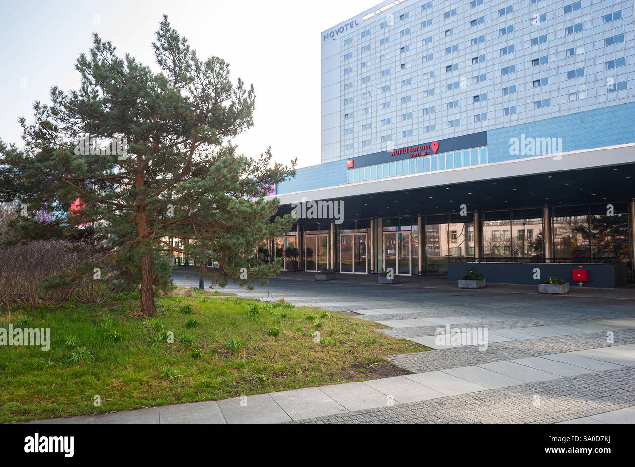 Nato summit the hague 2025 hi-res stock photography and images - Alamy