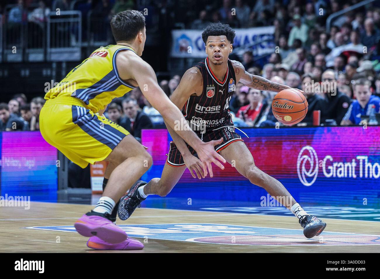 Basketball easyCredit BBL 22. Spieltag Alba Berlin - Bamberg Baskets am ...