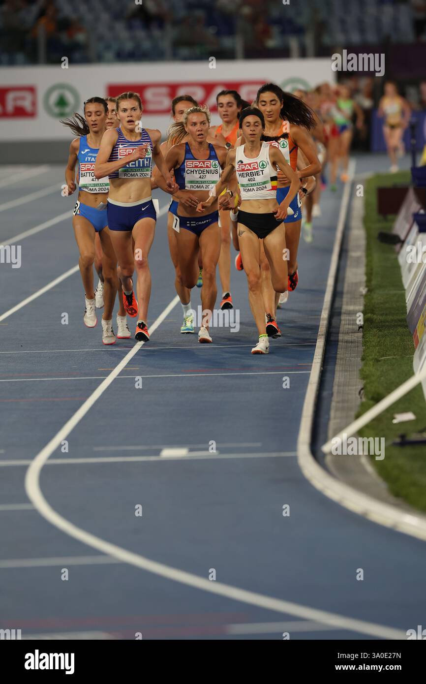 The leading group in the 10000m Final at the European Athletic Championship 2024 Stock Photo - Alamy