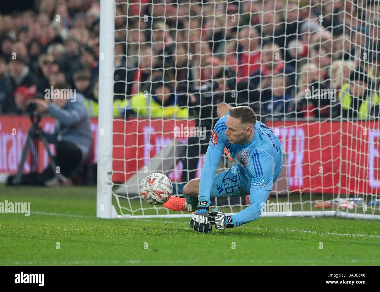 NOTTINGHAM, ENGLAND - MARCH 03: Matz Sels of Nottingham Forest saves ...