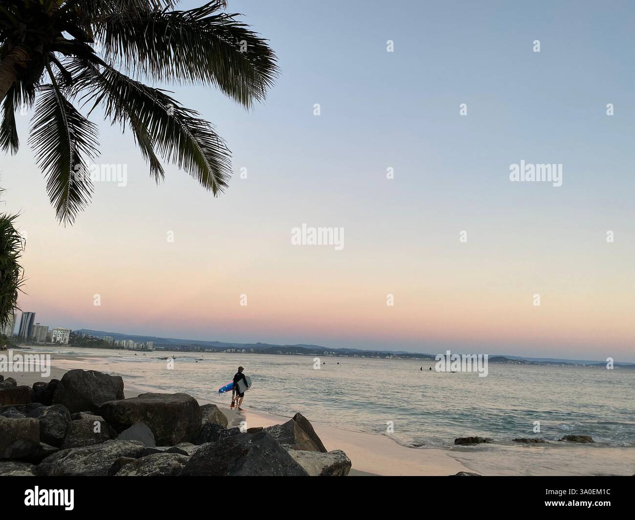 snapper rocks at dawn Stock Photo - Alamy