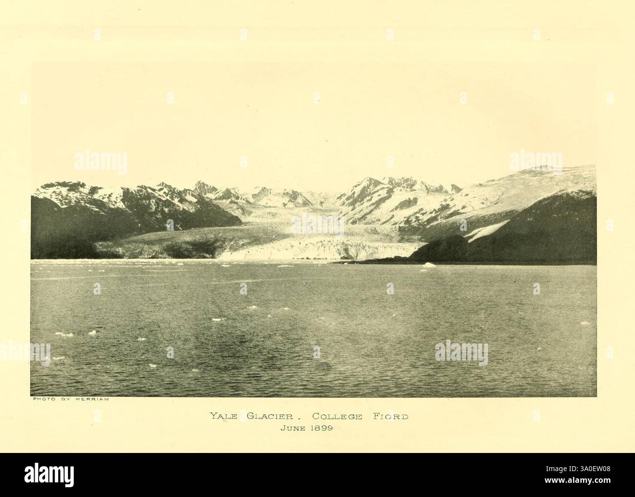 Rugged peaks contrasted hi-res stock photography and images - Alamy