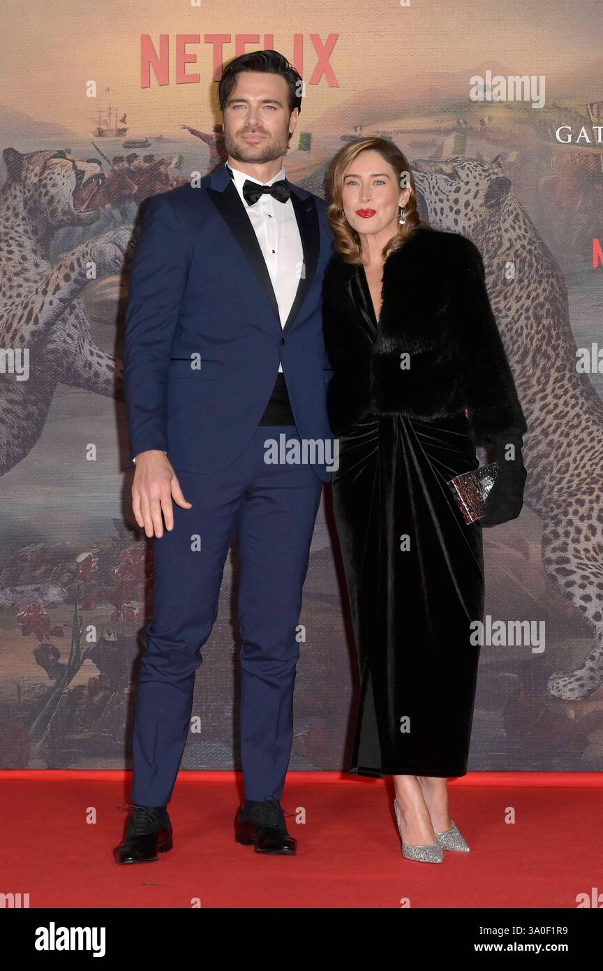 Giulio Berruti und Maria Elena Boschi bei der Premiere der Netflix ...