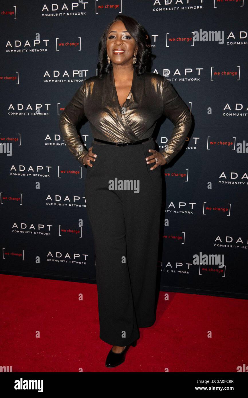 Honoree, Cheryl Willis, Spectrum News anchor, walks the red carpet at ...