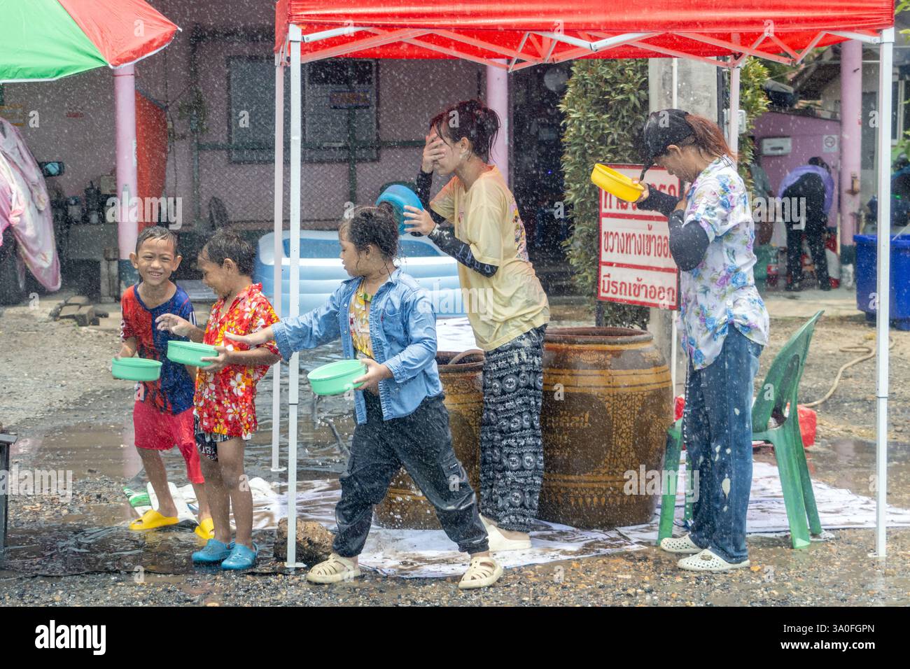 Bangkok thailand april 2024 hi-res stock photography and images - Alamy