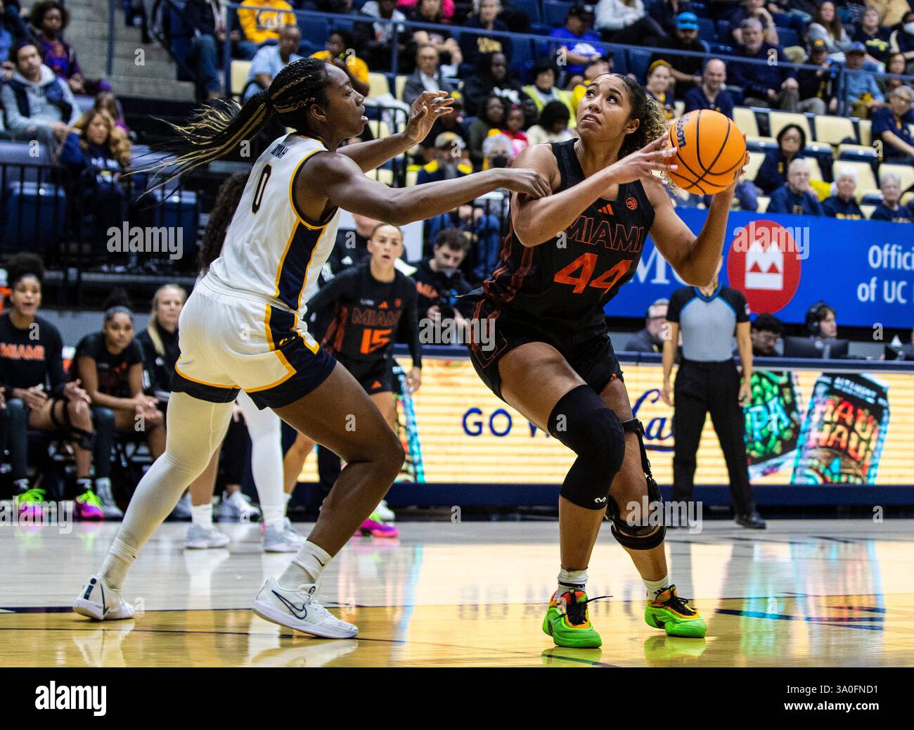 March 02 2025 Berkeley CA, USA Miami forward Cameron Williams(44)drives ...