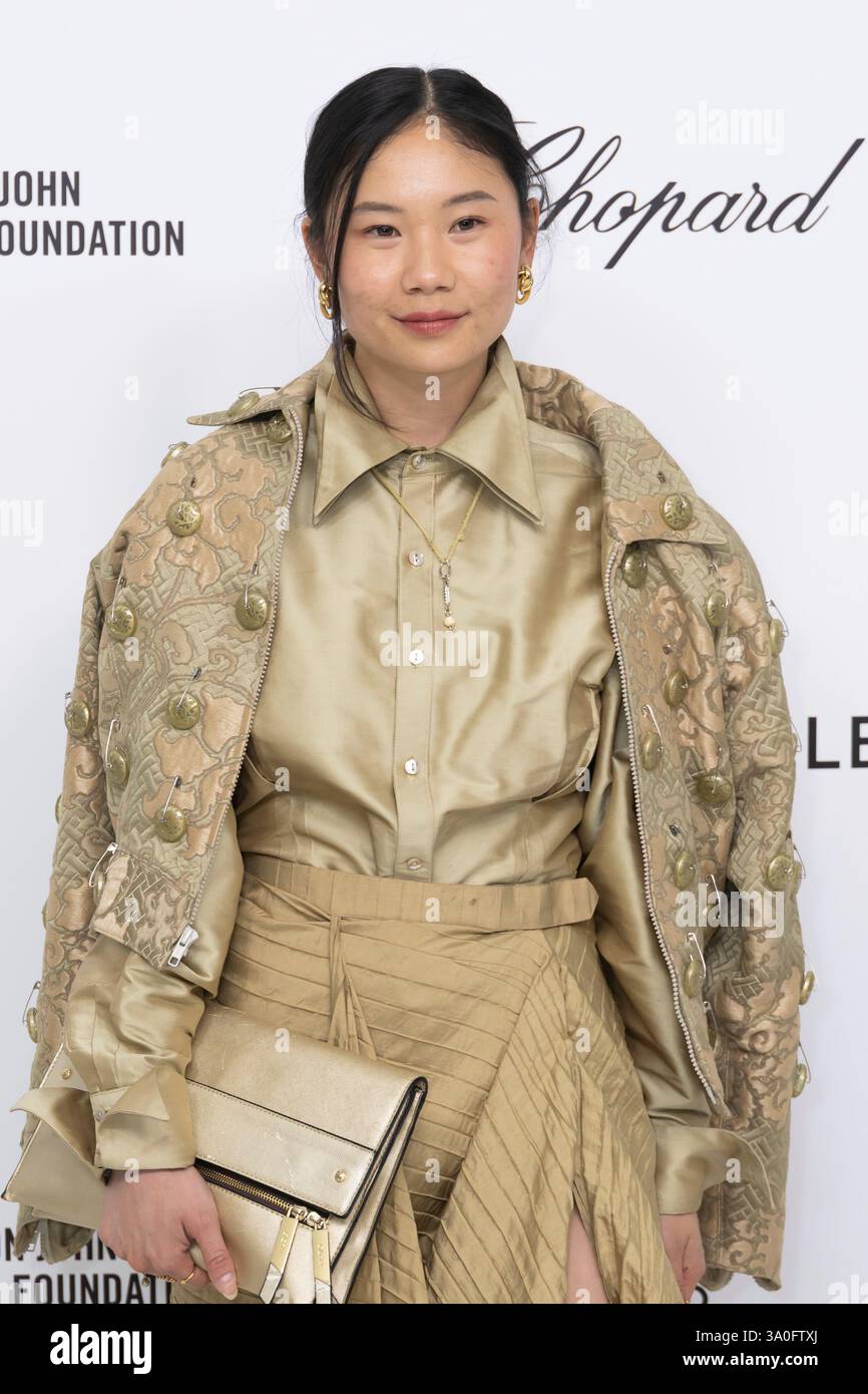 Lacy Wright arrives at the 33rd Annual Elton John AIDS Foundation ...