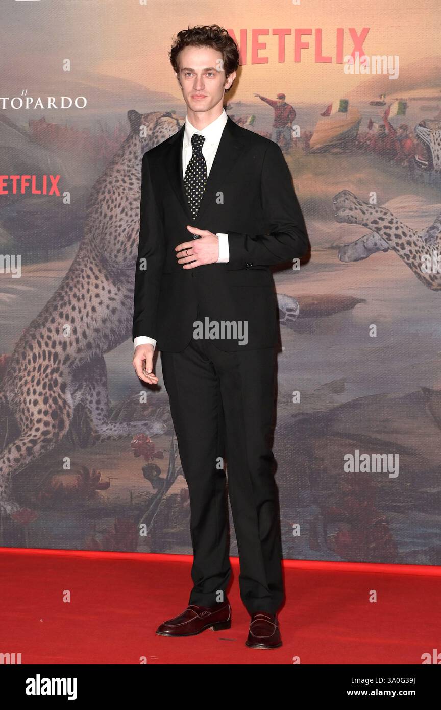 Jozef Gjura bei der Premiere der Netflix Miniserie 'Il Gattopardo / Der ...
