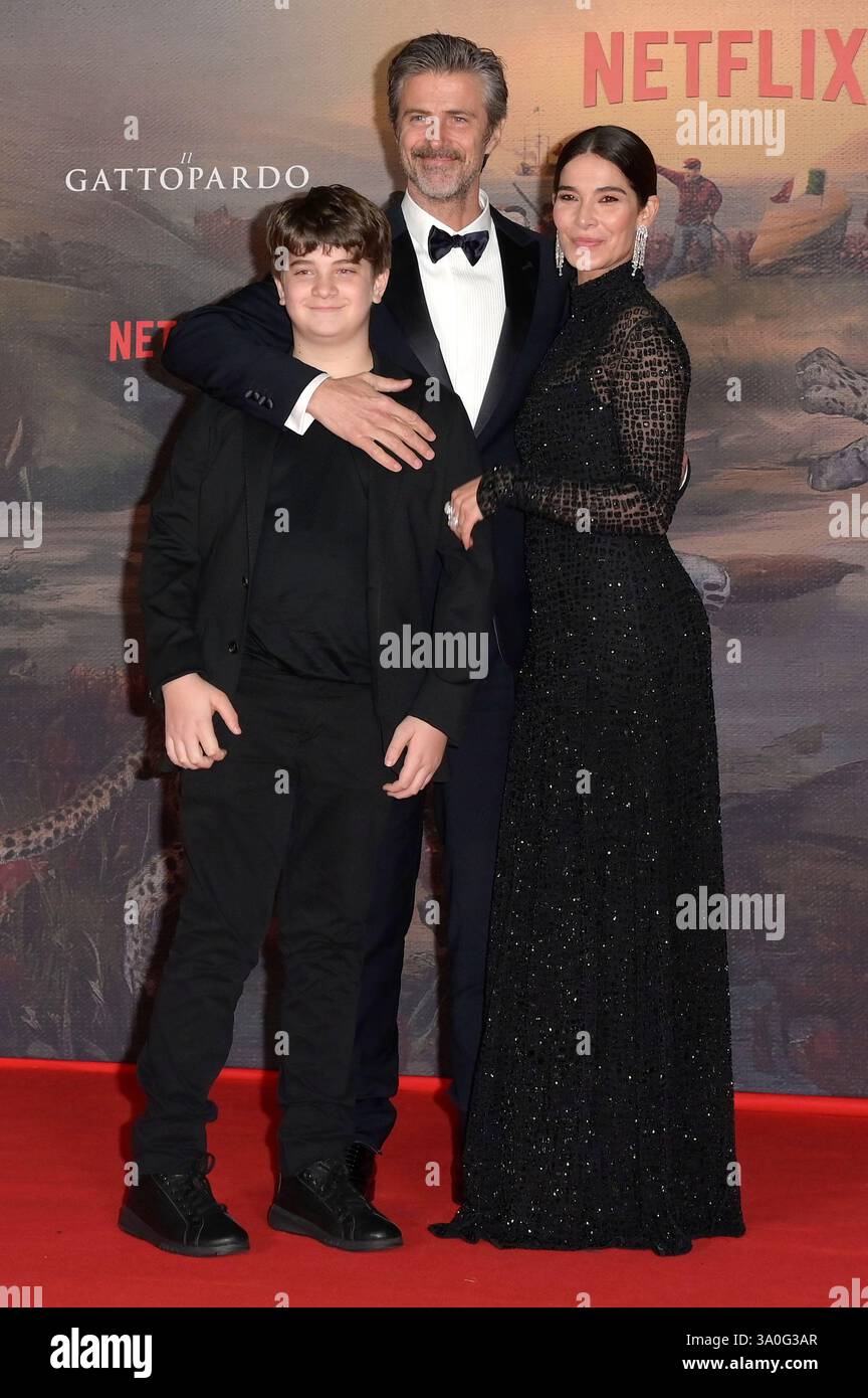 Kim Rossi Stuart mit Sohn Ettore Rossi Stuart und Ehefrau Ilaria Spada ...