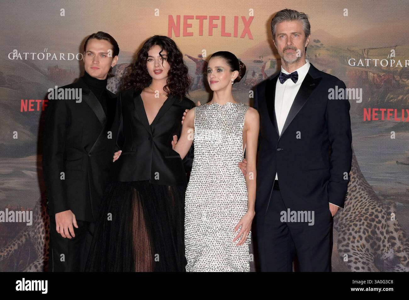 Saul Nanni, Deva Cassel, Benedetta Porcaroli und Kim Rossi Stuart bei ...