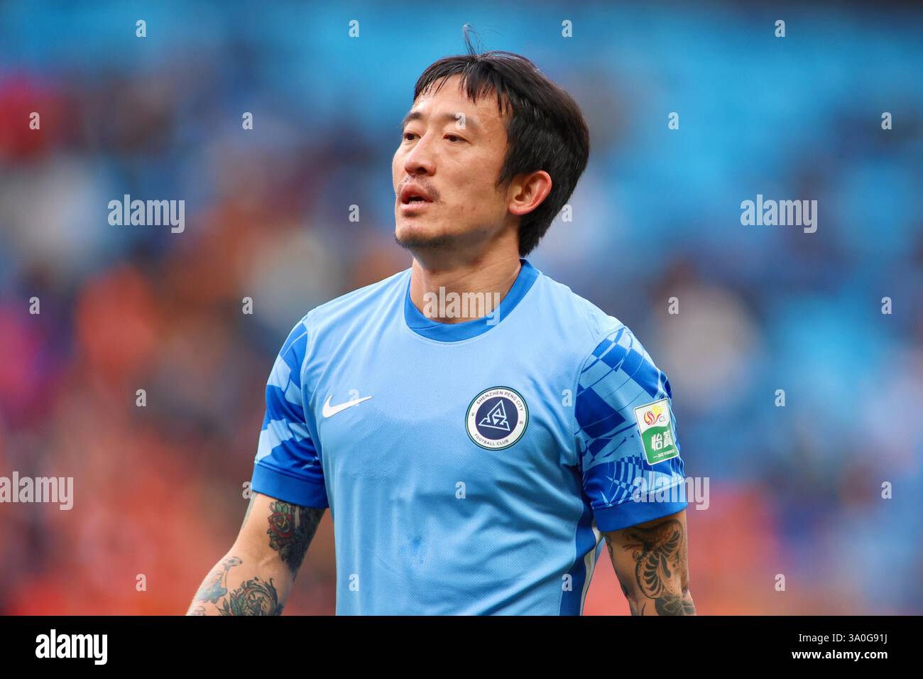 Shenzhen Peng City Football Club defeated Qingdao Hainiu Football Club ...