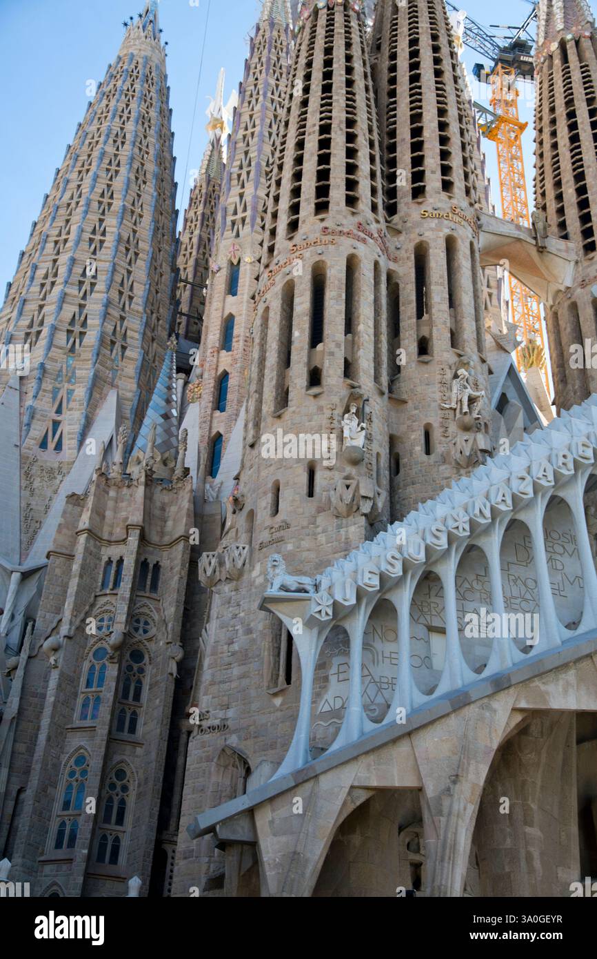 Barcelona,Catalonia,Spain,Architecture,Buildings,Gaudi Buildings,Street ...