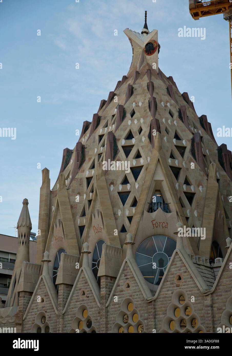 Barcelona,Catalonia,Spain,Architecture,Buildings,Gaudi Buildings,Street ...