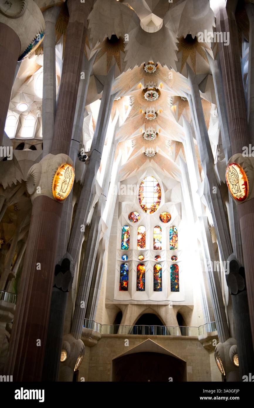 Barcelona,Catalonia,Spain,Architecture,Buildings,Gaudi Buildings,Street ...