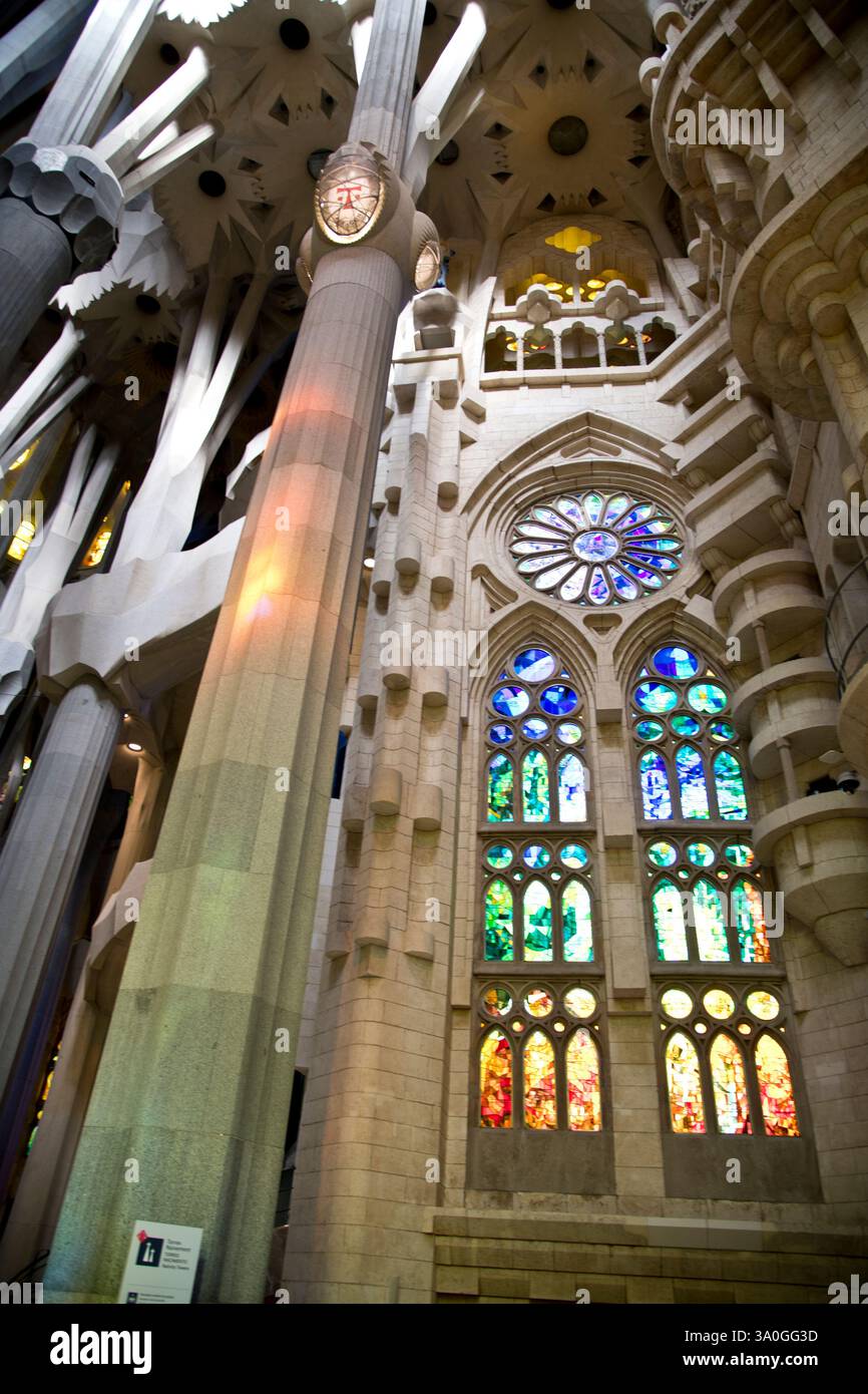 Barcelona,Catalonia,Spain,Architecture,Buildings,Gaudi Buildings,Street ...
