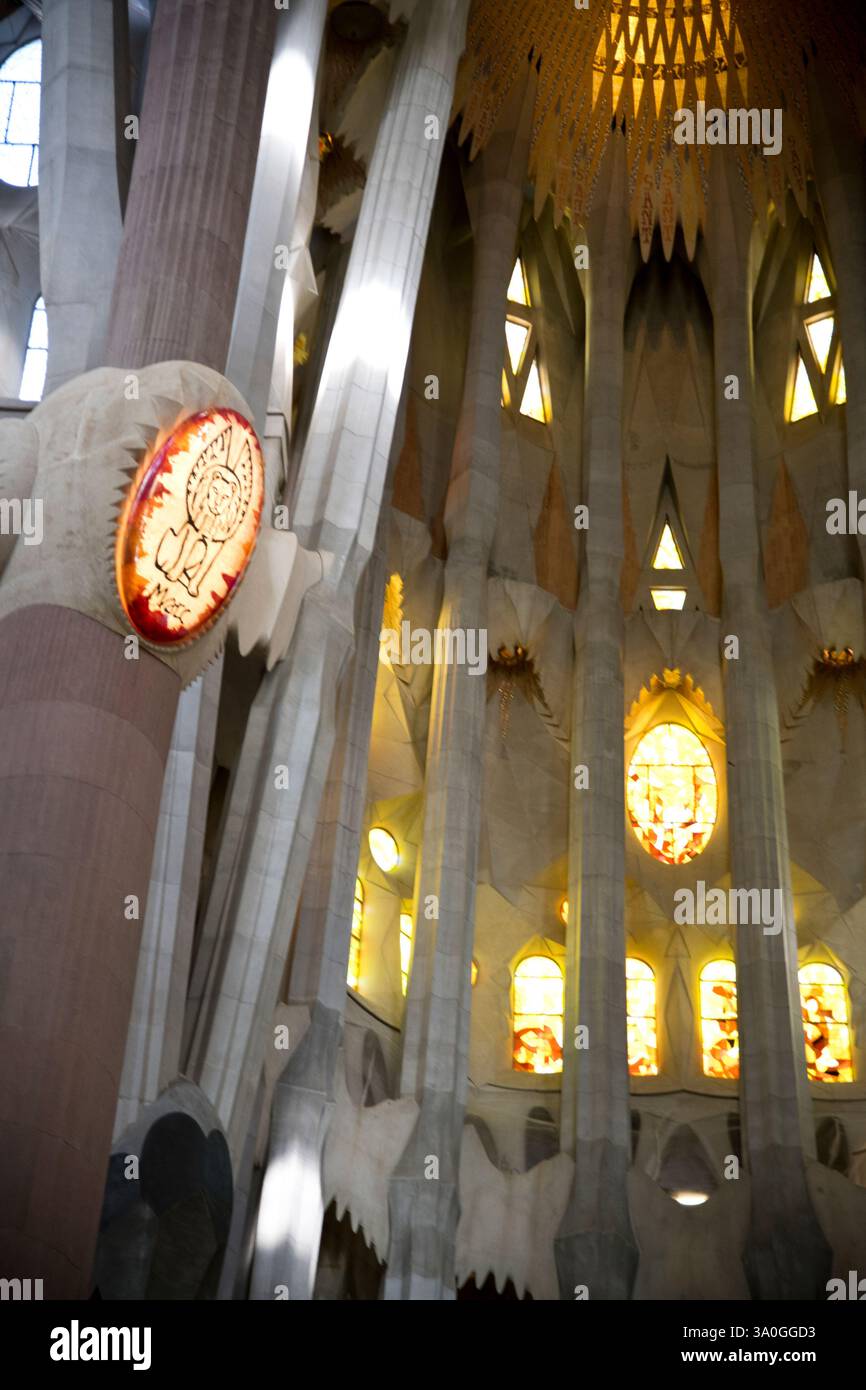 Barcelona,Catalonia,Spain,Architecture,Buildings,Gaudi Buildings,Street ...