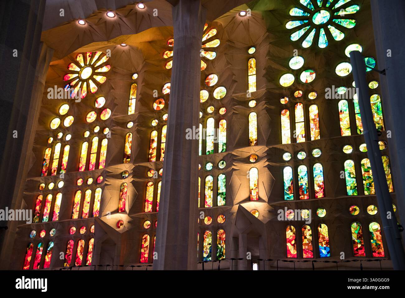 Barcelona,Catalonia,Spain,Architecture,Buildings,Gaudi Buildings,Street ...