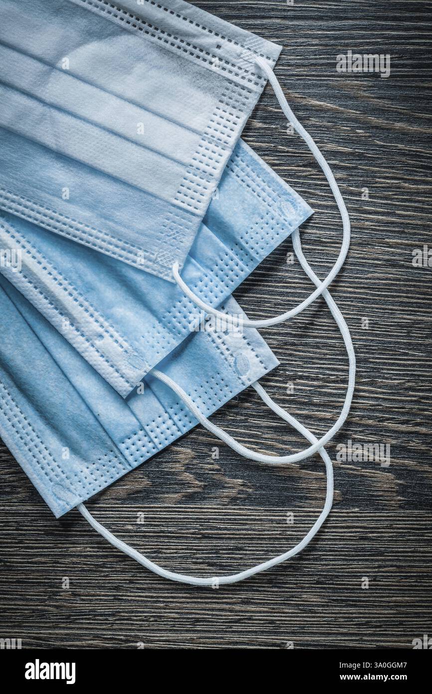 Blue disposable face masks hi-res stock photography and images - Alamy