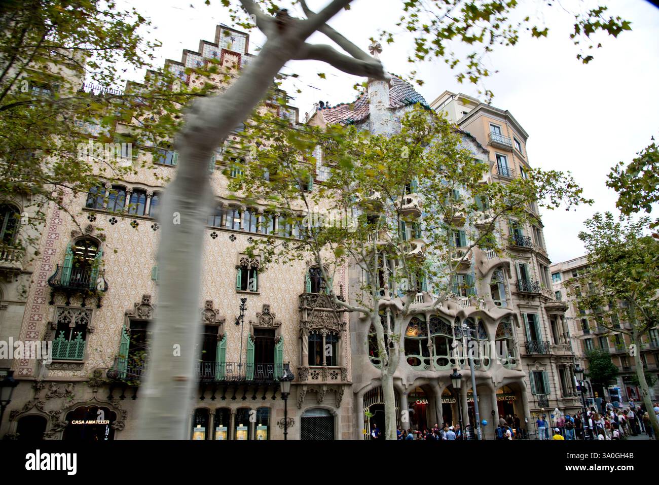 Barcelona,Catalonia,Spain,Architecture,Buildings,Gaudi Buildings,Street ...