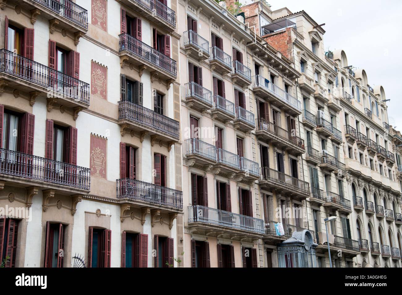 Barcelona,Catalonia,Spain,Architecture,Buildings,Gaudi Buildings,Street ...