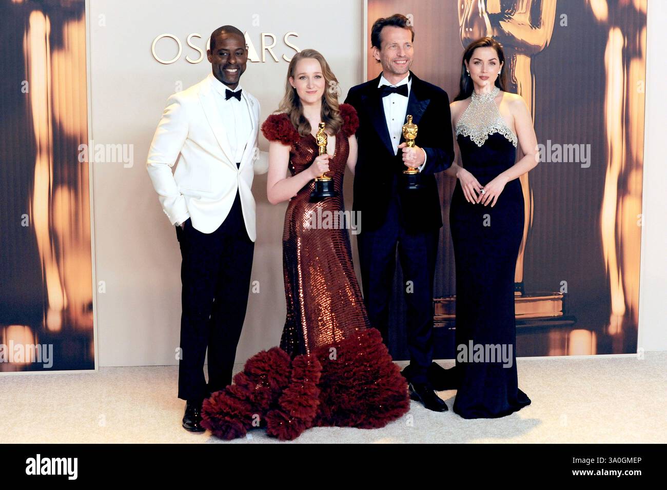 Sterling K. Brown, Victoria Warmerdam, Trent und Ana de Armas mit den ...