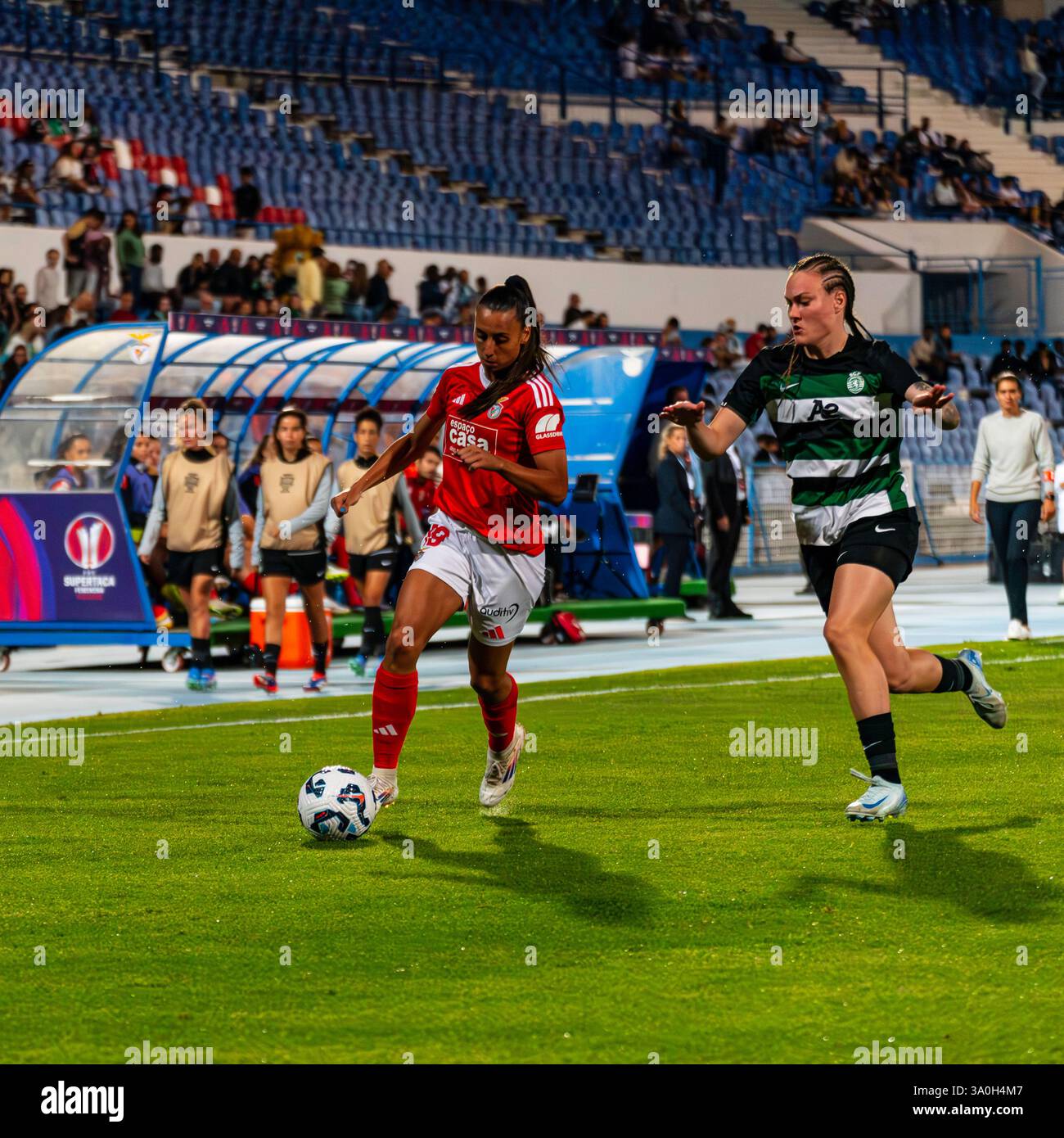 Portuguese soccer championship benfica hi-res stock photography and ...
