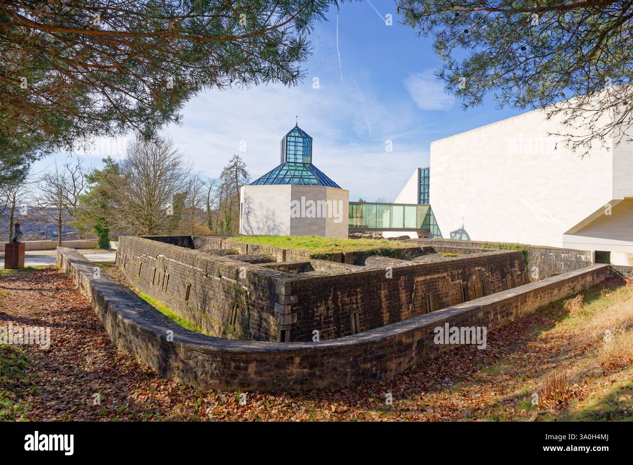 Mudam Museum of Modern Art / Mudam Luxembourg / Musée d’Art Moderne ...
