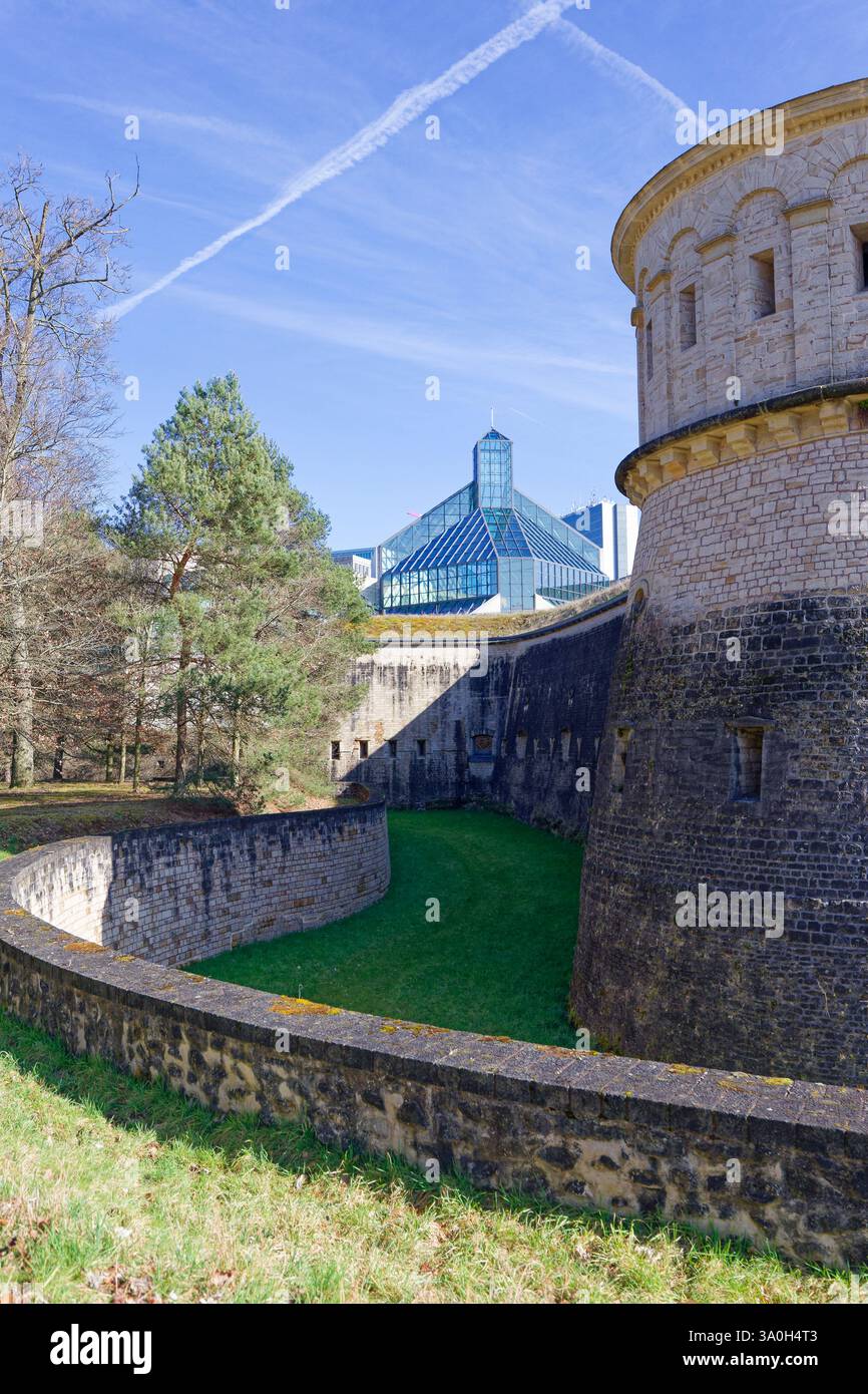 Fort Thüngen/Dräi Eechelen Museum in Luxembourg-Kirchberg with the ...