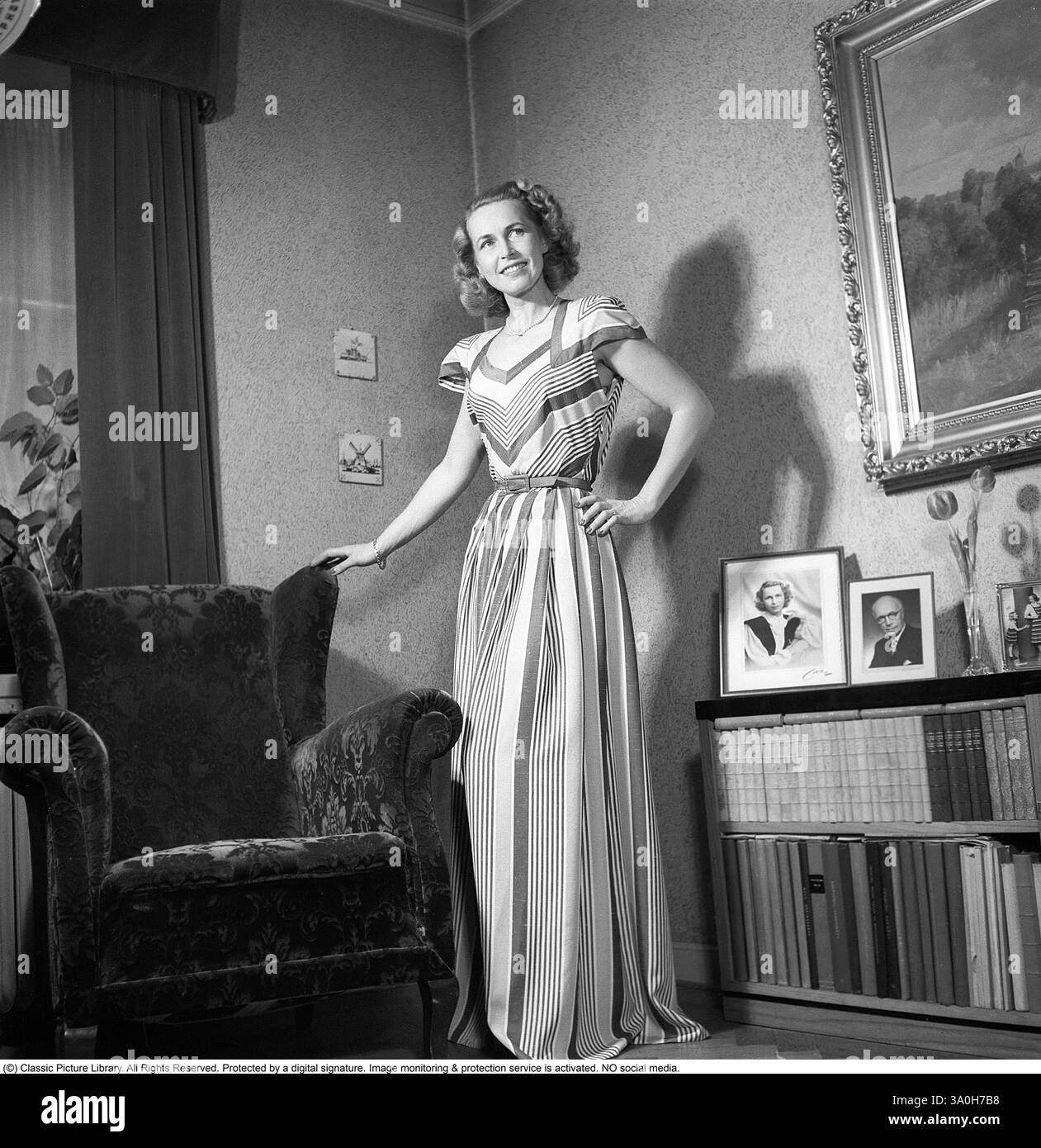 Fashion of 1946. A woman pictured wearing the typical fashion of the ...