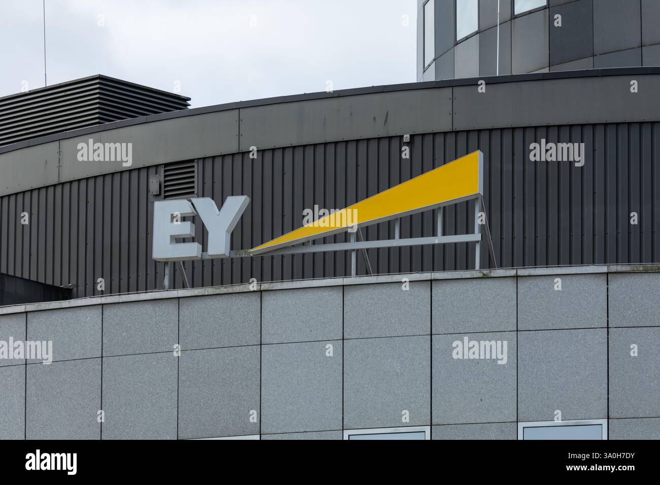 Tax logo design hi-res stock photography and images - Alamy