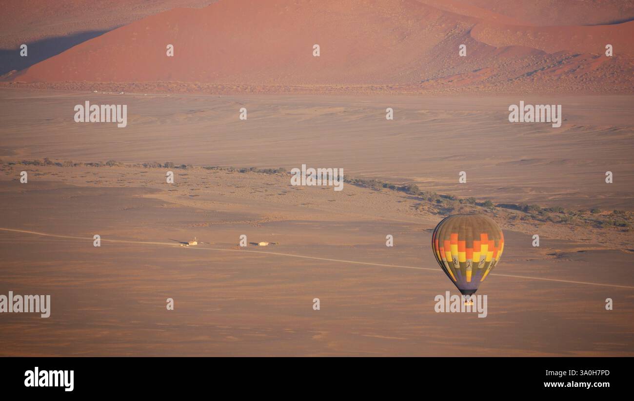 Balloon safari in Namibia Stock Photo - Alamy