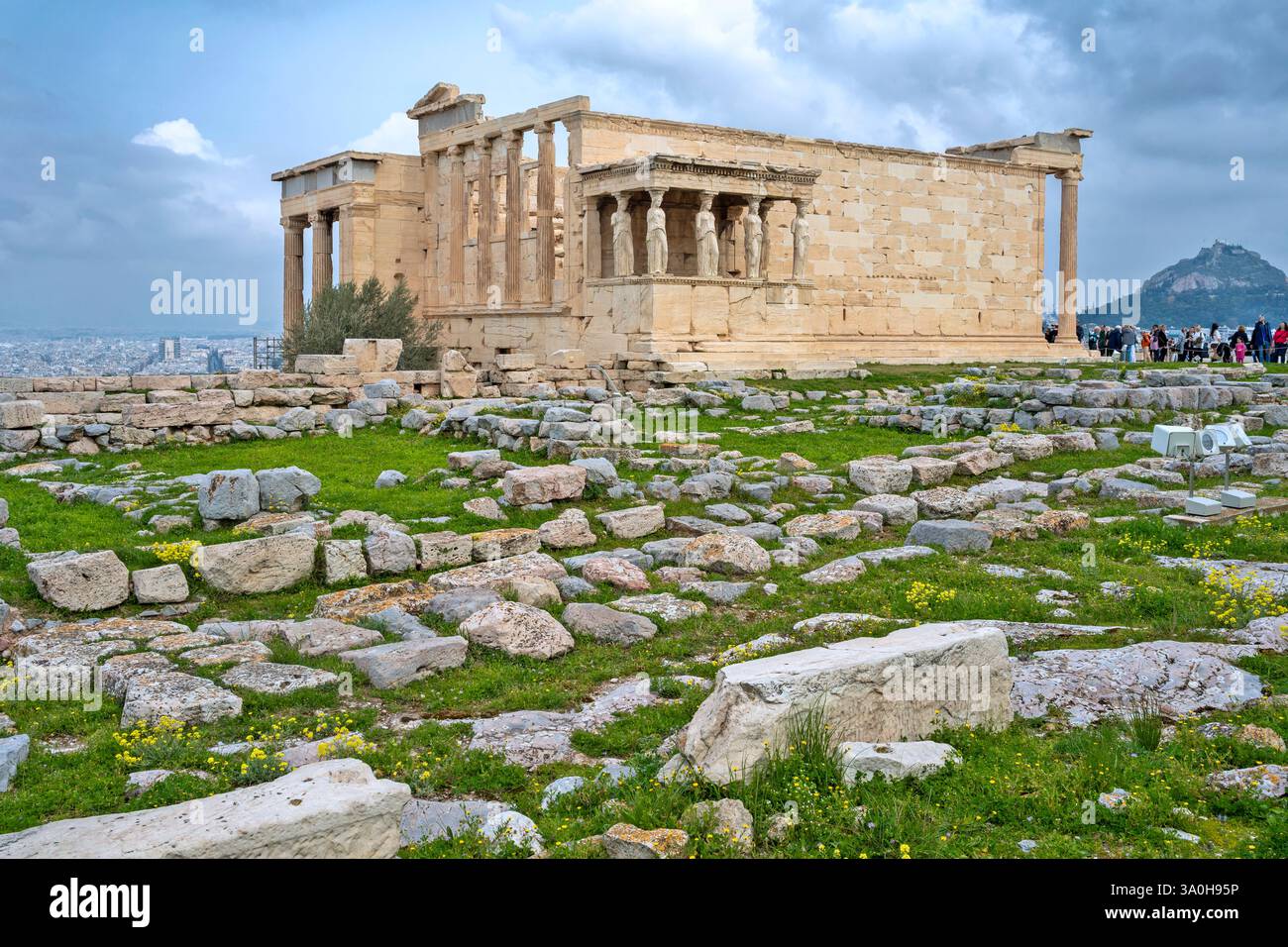 The Erechtheion, an emblematic masterpiece of the ancient Greek world ...