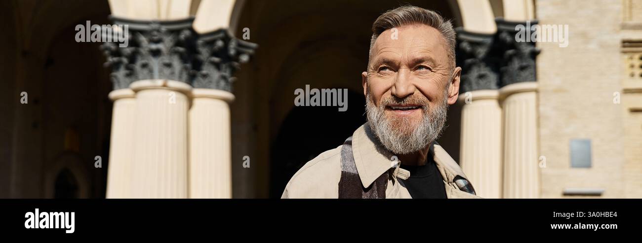 Dapper old man looking street hi-res stock photography and images - Alamy
