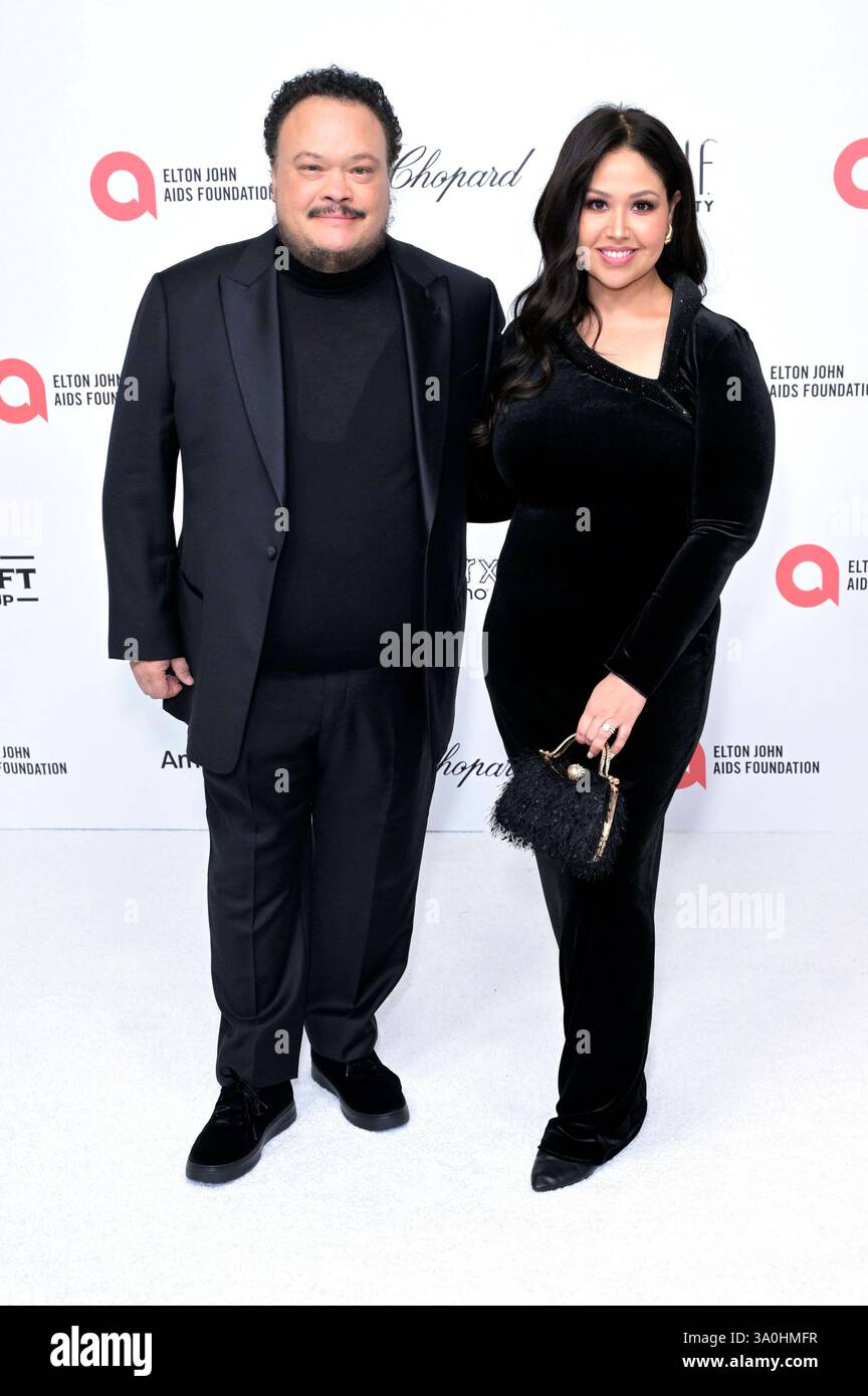 Adrian Martinez und Emy Cee bei der 33. Elton John AIDS Foundation s Academy Awards Viewing ...