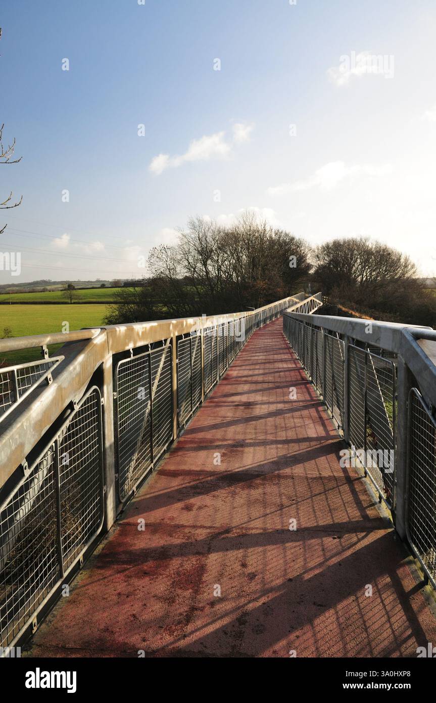 Black Bridge, carrying the cycle track/footpath over the river Avon in ...