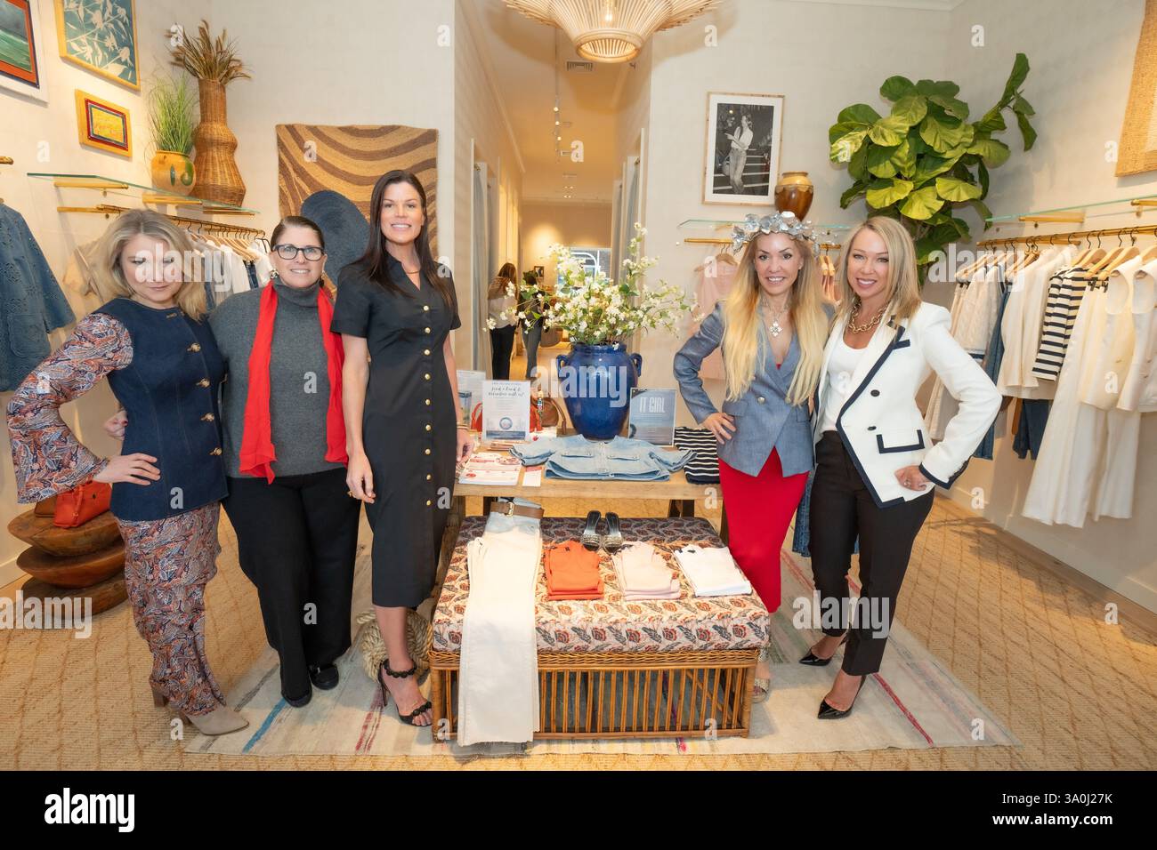 Melanie Grigonis, Samantha Macleod, Brooke Bohnsack, Luciana Pampalone ...