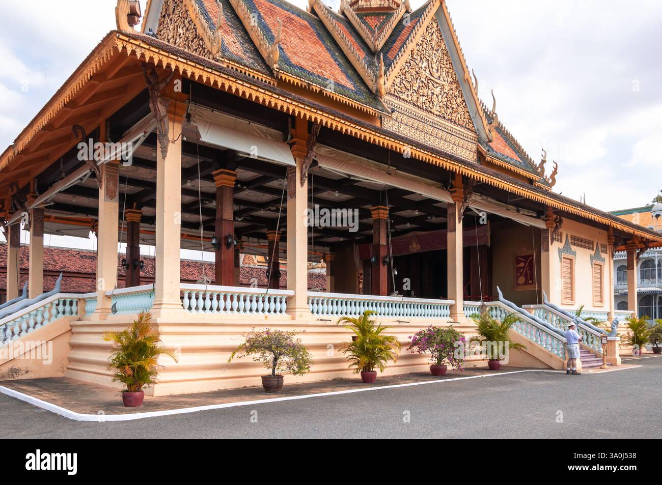 Phnom Penh, Cambodia - May 6, 2009: Ornate Royal Palace pavilion with ...