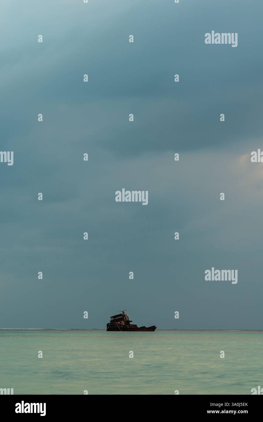 Red Sea shore shipwreck in Jeddah, Saudi Arabia Stock Photo - Alamy