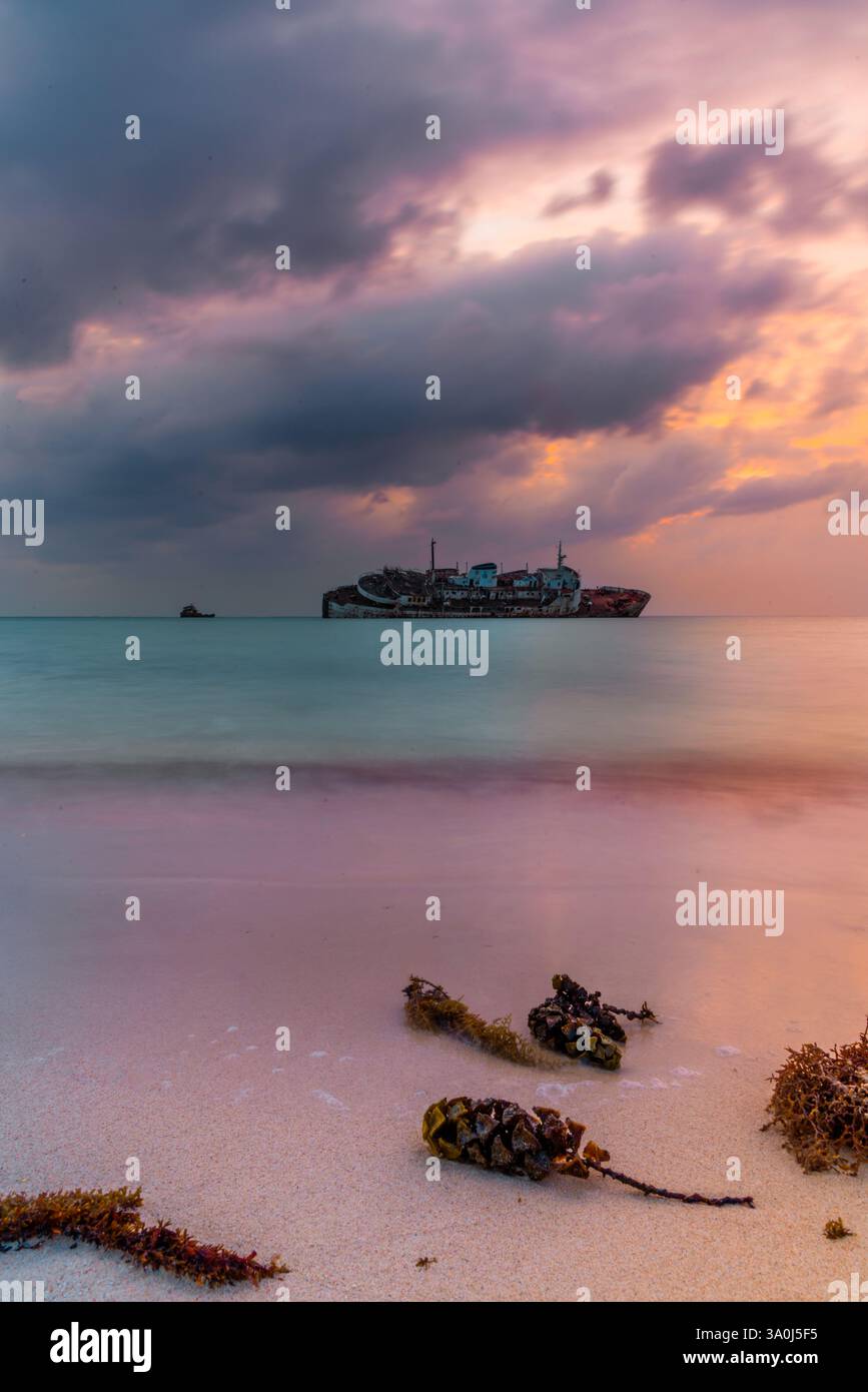 Red Sea shore shipwreck in Jeddah, Saudi Arabia Stock Photo - Alamy