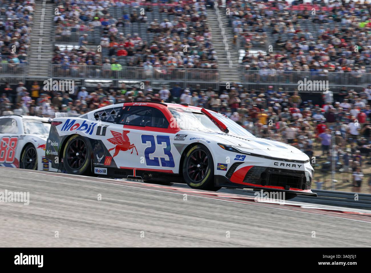 AUSTIN, TX - MARCH 02: Bubba Wallace (#23 23XI Racing Mobil 1 Toyota ...