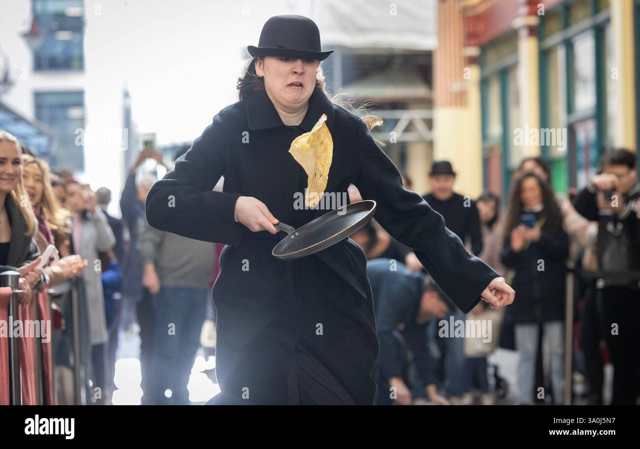 EDITORIAL USE ONLY People take part in the 16th annual Leadenhall ...
