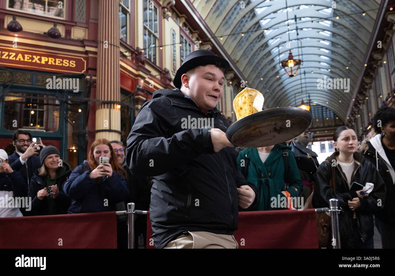 EDITORIAL USE ONLY People take part in the 16th annual Leadenhall ...