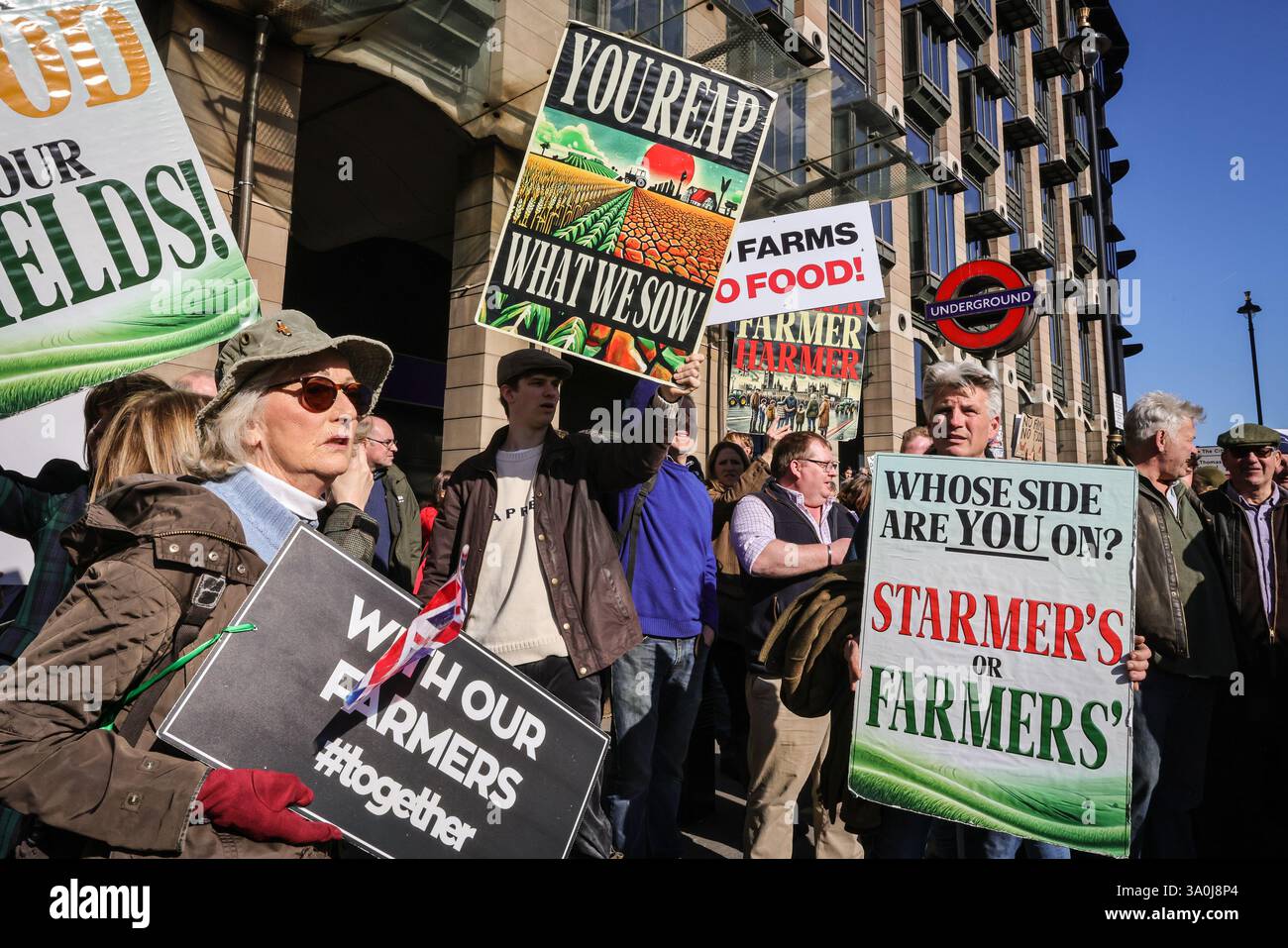 Inheritance tax row hi-res stock photography and images - Alamy