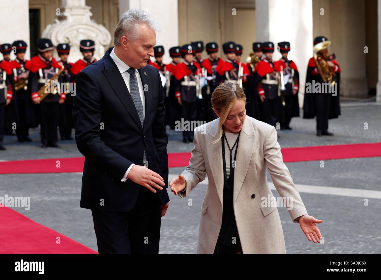Rome, Italy, 4 March, 2025. Italian Premier Giorgia Meloni, right ...