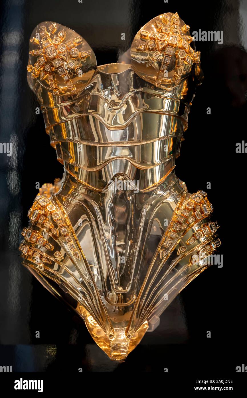 Paris, France - 03 01 2025: Le Louvre Couture. Thierry Mugler. Metal ...