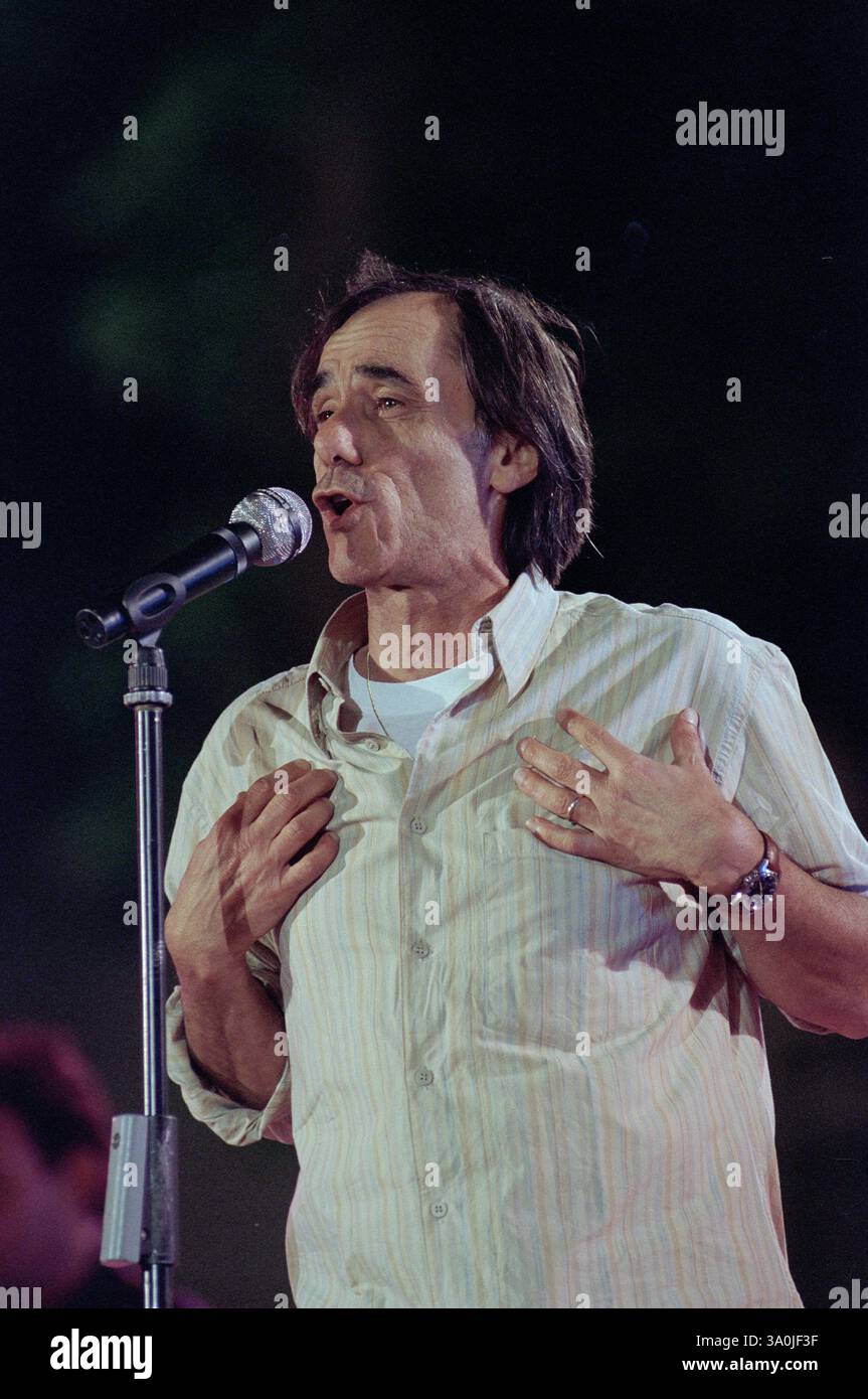Padova Italy 05/06/1997: Roberto Vecchioni,Italian singer,during the ...