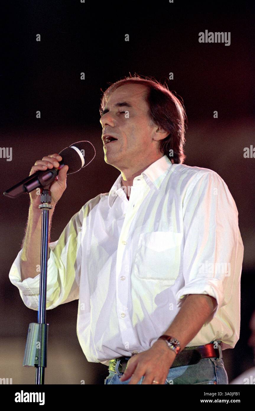 Napoli Italy 02/09/1997: Roberto Vecchioni,Italian singer,during the ...
