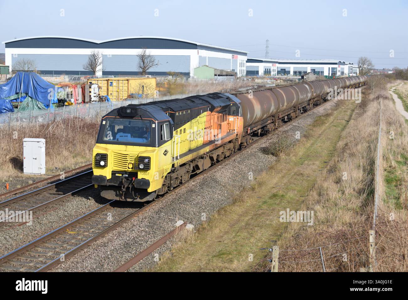 Colas Rail Class 70 number 70807 leading the 07:02 Lindsey Oil Refinery ...