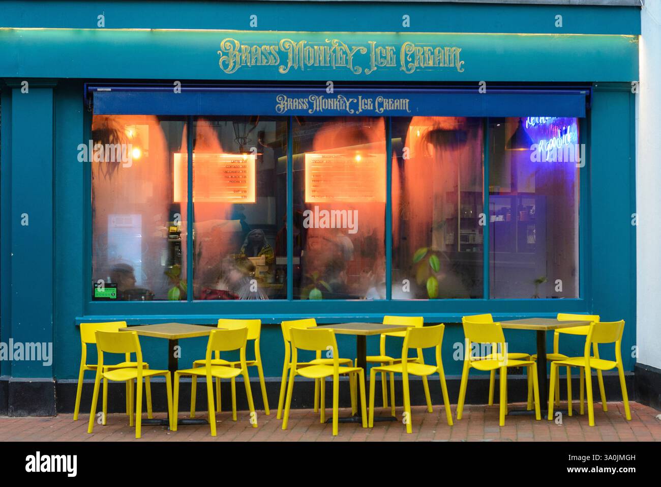 Brass Monkey Ice Cream parlour in Brighton Lanes Stock Photo - Alamy